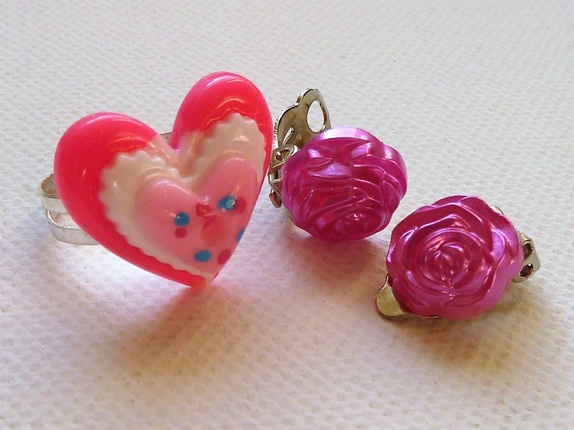 SALG - 50% Barnesmykker - Ring + Ørepynt med klips - Epla