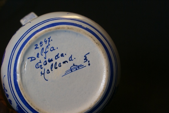 Stilig Delft- mugge-blå og hvit - Epla