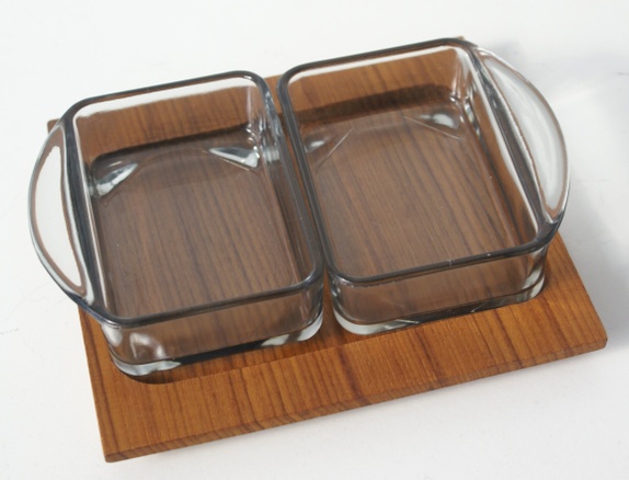 Retro teakbrett med to skåler- Hadeland??? - Epla