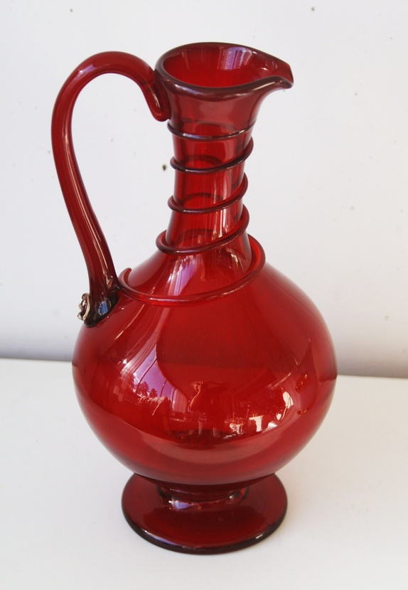 Monica Bratt- Reijmyre. Lekker rubinrød kanne - Epla