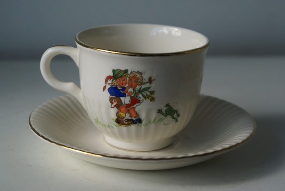 Figgjo- Gammel barnekopp- Snill pike - Epla