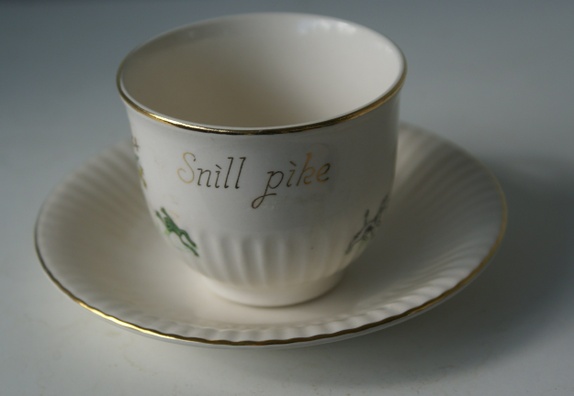 Figgjo- Gammel barnekopp- Snill pike - Epla