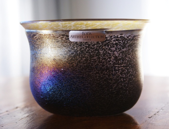 Kosta Boda- Bertil Vallien- Skål/vase- signert - Epla