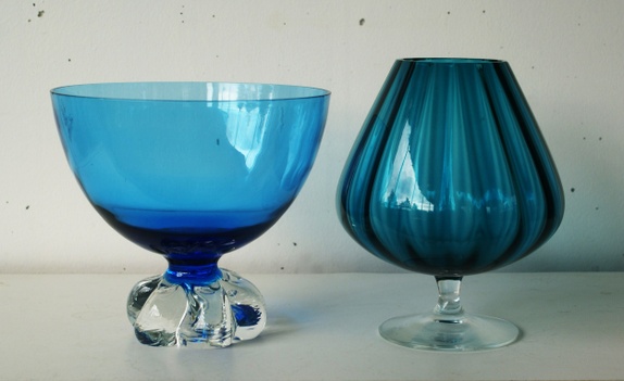 Retro skål på fot og vase i fint glass - Epla