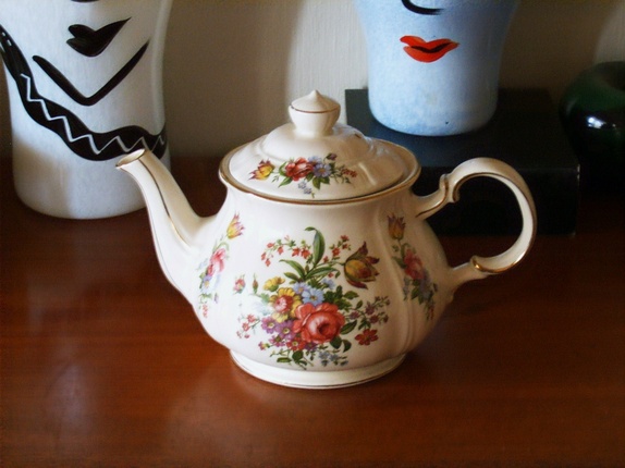 Lekker tekanne- Sadler- England - Epla