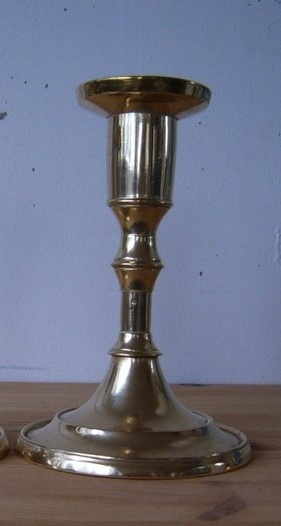 En antikk norsk lysestake-Gauldallysestake - Epla