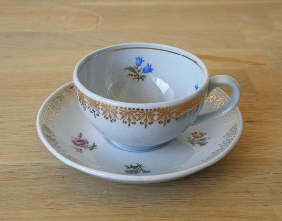 Arabia- Vakker liten kopp med skål- Finland - Epla