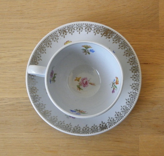 Arabia- Vakker liten kopp med skål- Finland - Epla