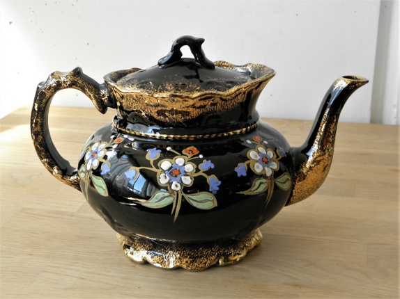 Lekker - gammel engelsk tekanne - Epla