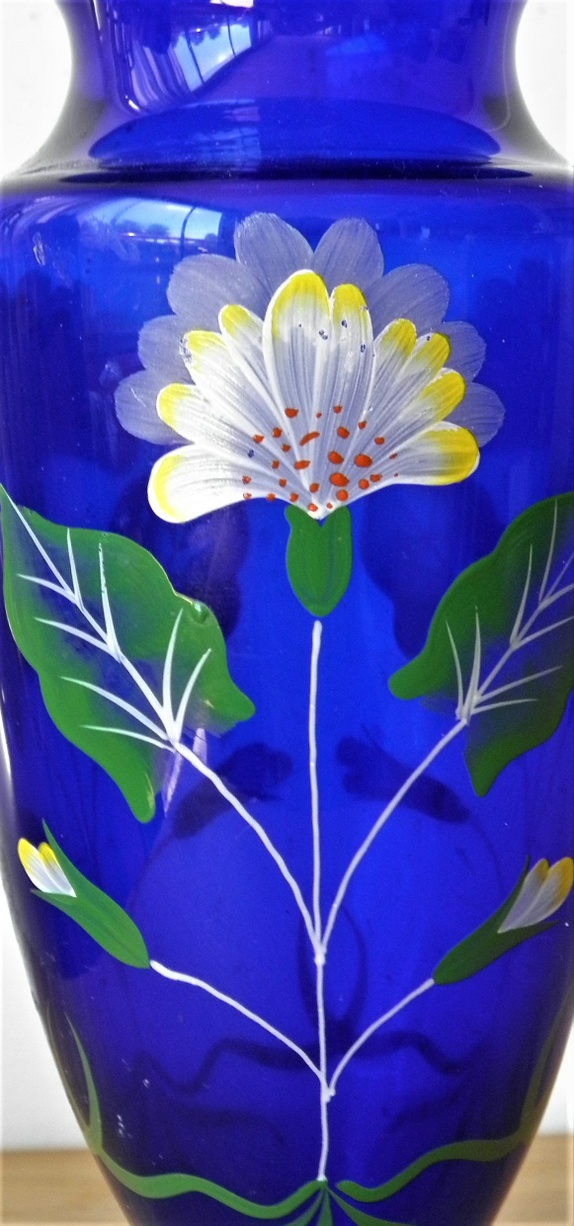 Vakker blå retro vase i kunstglass - Epla