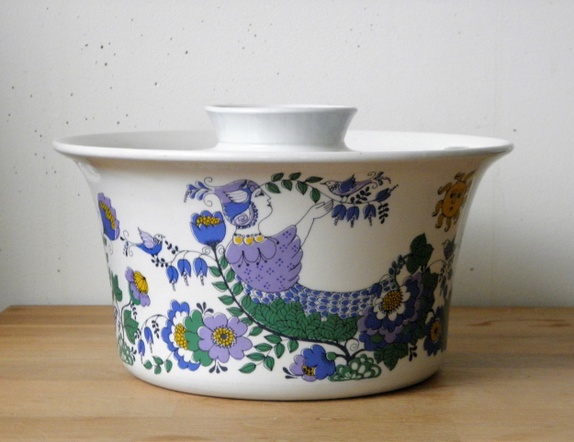 Figgjo- Heliotrope- Stor gryte med lokk - Epla