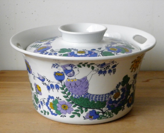 Figgjo- Heliotrope- Stor gryte med lokk - Epla