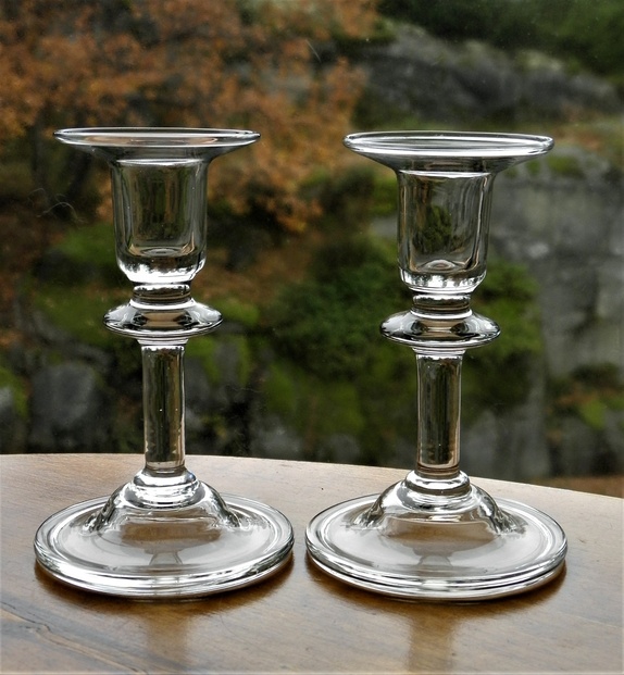 Hadeland- Tangen- Et par lysestaker - Epla