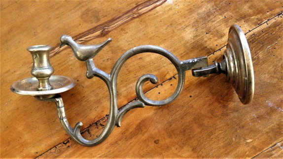 Antikk veggarm i messing (lysestake) - Epla