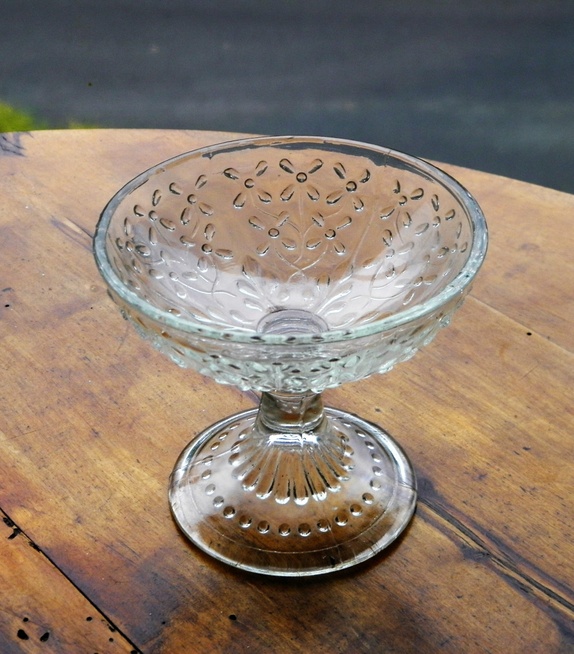 Høvik- Thomas- Sukkerskål på stett - Epla