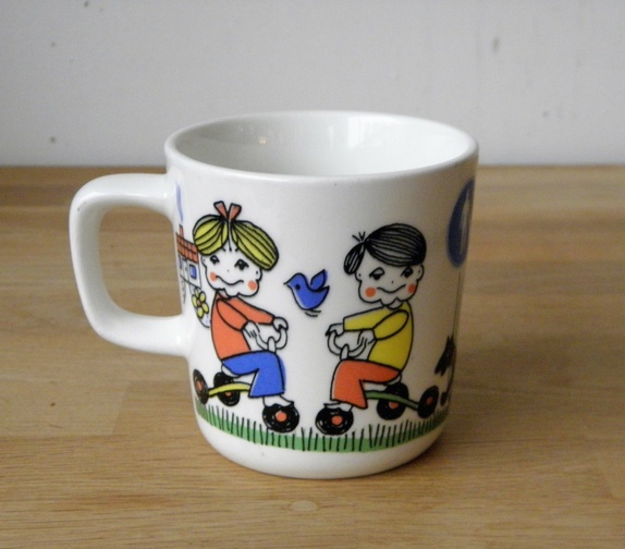 Figgjo- Krus- Trygg Trafikk- Inger Waage - Epla