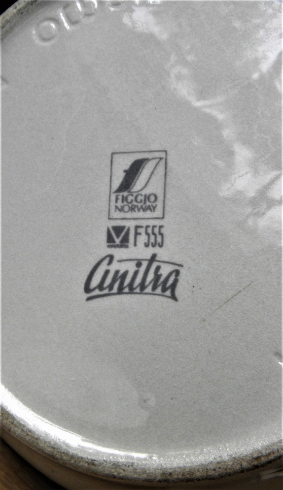 Figgjo- Anitra- Tekanne - Epla