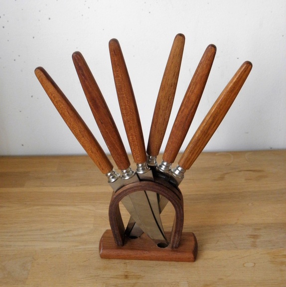 Seks Skaugum fruktkniver- Teak - Epla