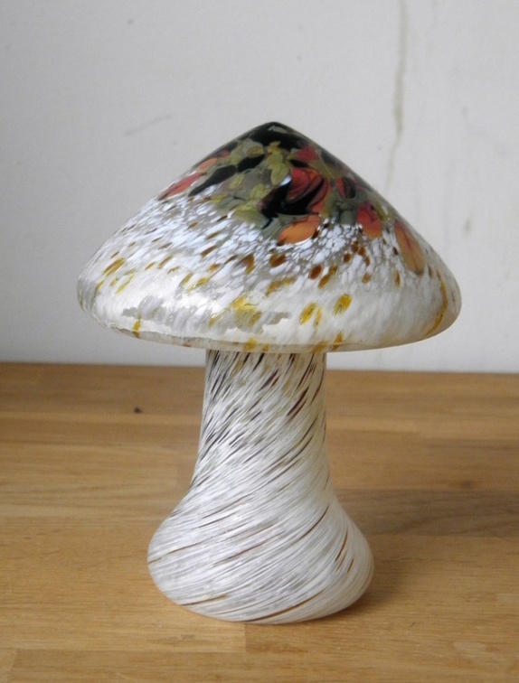 Kosta Boda- Dekorativ sopp- Monica Backström - Epla