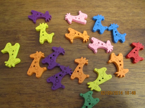 19 treknapper, giraff ! Mix! - Epla