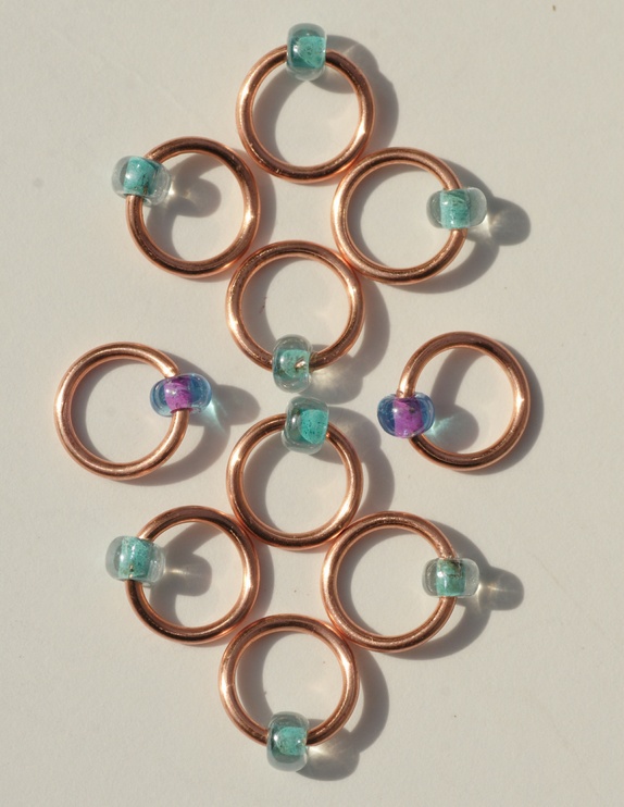 Maskemarkører - Kobberringer med glassperler, 10 stk. (prod. nr. 79) - Epla