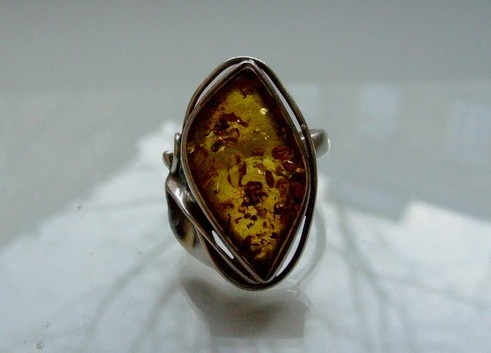 Sølvring med Rav - Epla