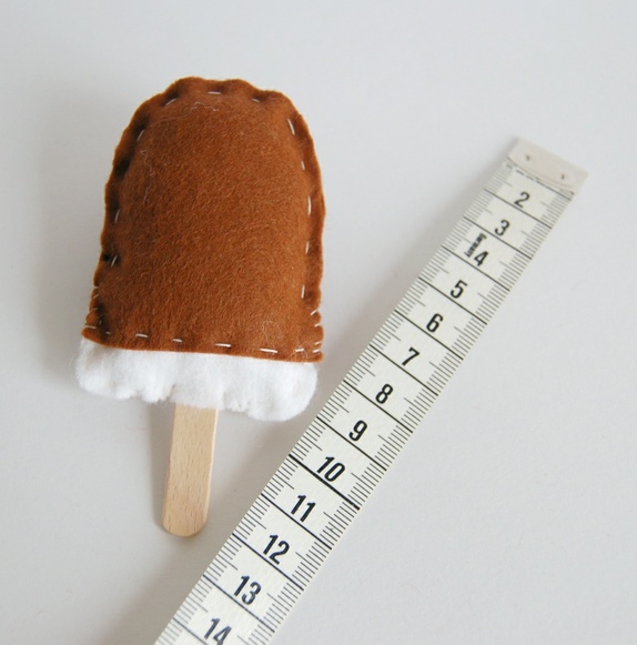 Brosje, pin-up is - Epla