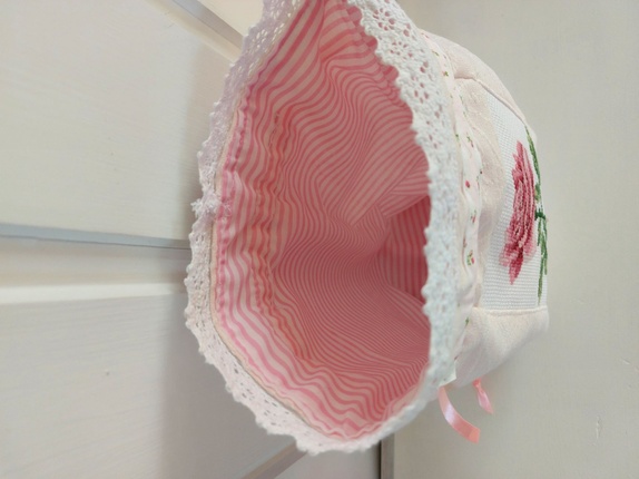 Stoffpose med broderi - Epla