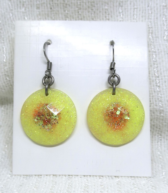 Gule resin ørepynt - Epla