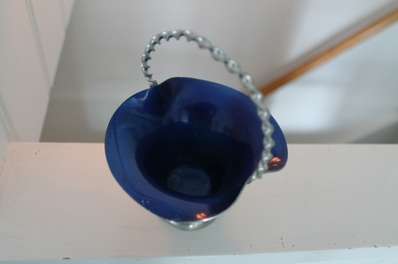 Emaljert konfektskål i tinn - Epla