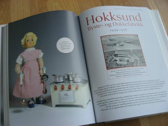 Stor praktbok om norske dukker - Epla