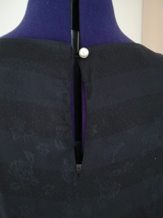 Silkebluse/UTSOLGT - Epla