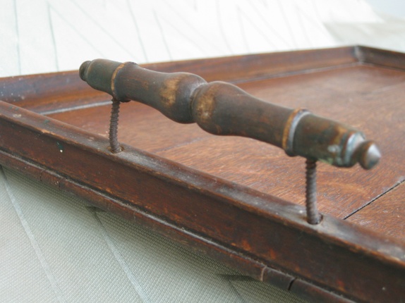 antikk serveringsbrett i eik - Epla