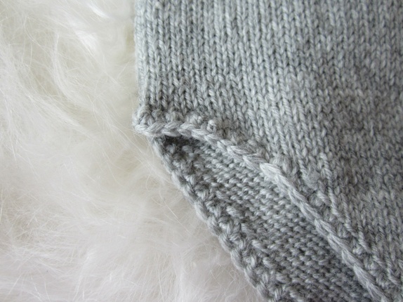 Strikket body i Marius mønster(RESERVERT) - Epla