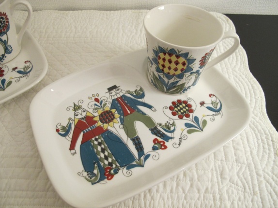 Saga frokost-sett fra Figgjo flint - Epla