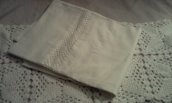 Gammelt vakkert putevar. - Epla