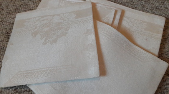 Seks fine servietter i Lin. - Epla