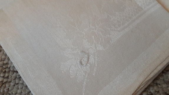 Seks fine servietter i Lin. - Epla