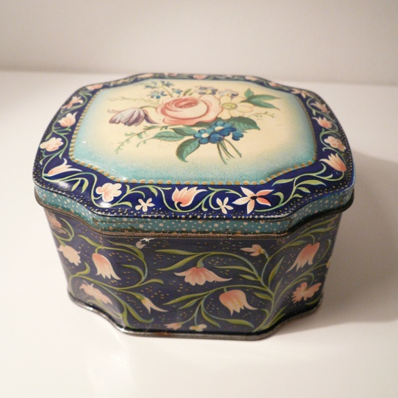 Liten "shabby" boks #1 - Epla