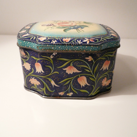 Liten "shabby" boks #1 - Epla