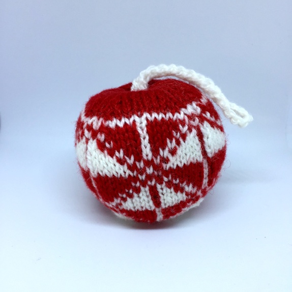 Julekule "Julestrømpe", Rød og hvit - Epla