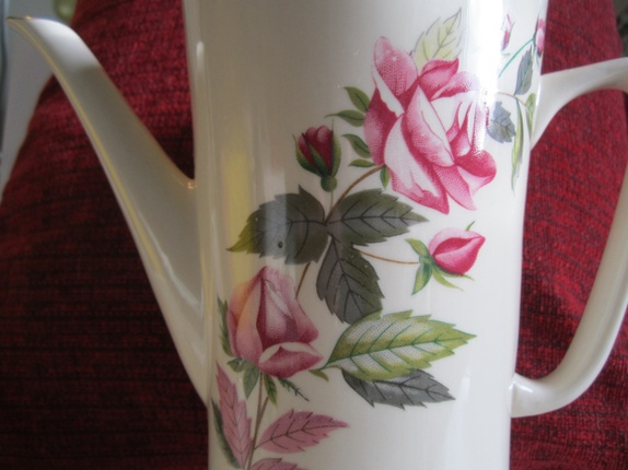 Fin Kaffe kanne med rose dekor - Epla