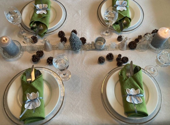 Hvit juleengel - Epla