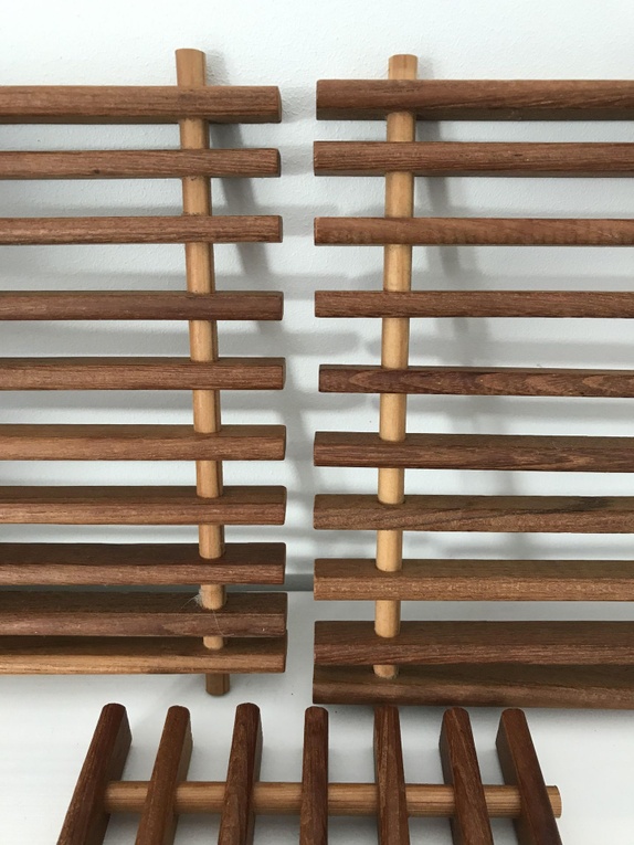 Gryteunderlag av teak - Epla