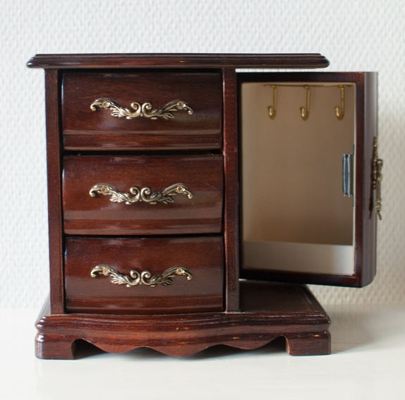 Smykkeskrin i tre - Epla