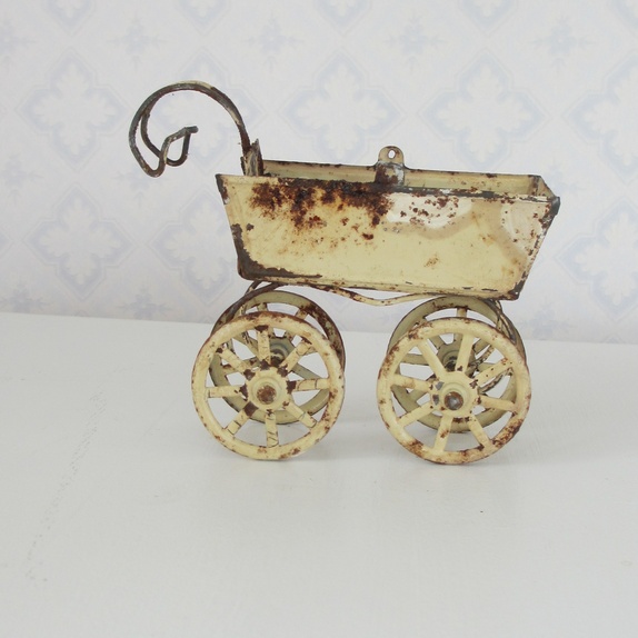 Shabby liten barnevogn - Epla