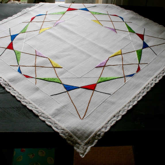 Brodert duk fra 60-tallet - Epla