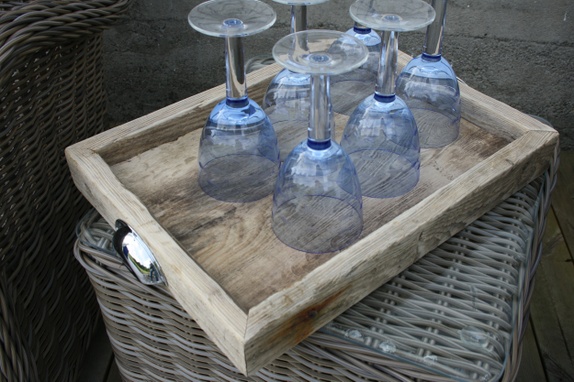 Flott serveringsbrett i rekved (drivved). - Epla