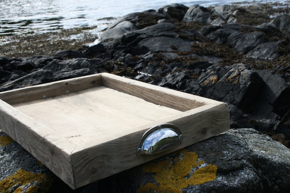 Flott serveringsbrett i rekved (drivved). - Epla