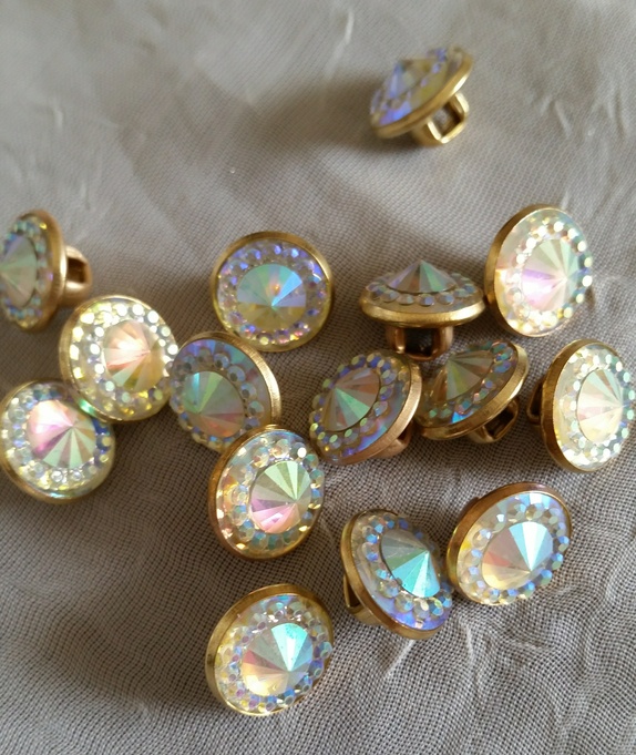 15 stk knapper m diamant - Epla